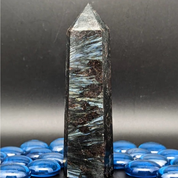 Art | Astrophyllite Pillar Arfvedsonite Firework Tower Obelisk Pyramid ...